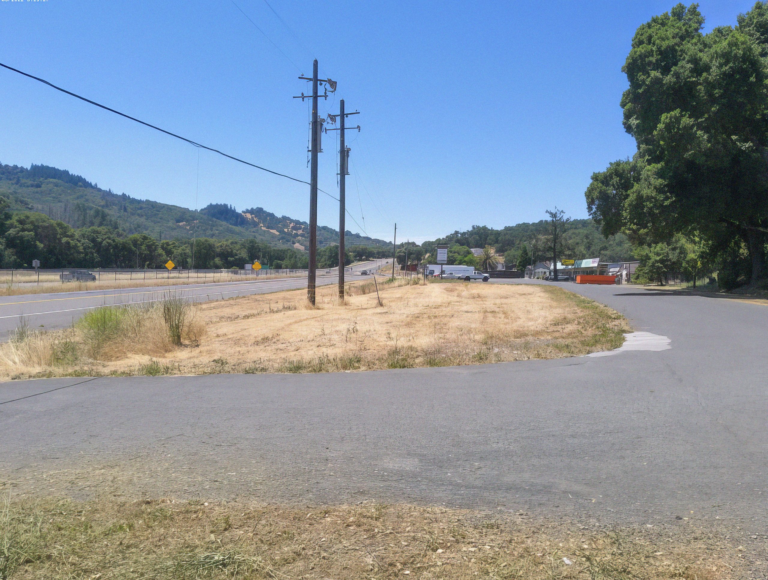 Much disputed gas station in Redwood Valley approved by Board of ...
